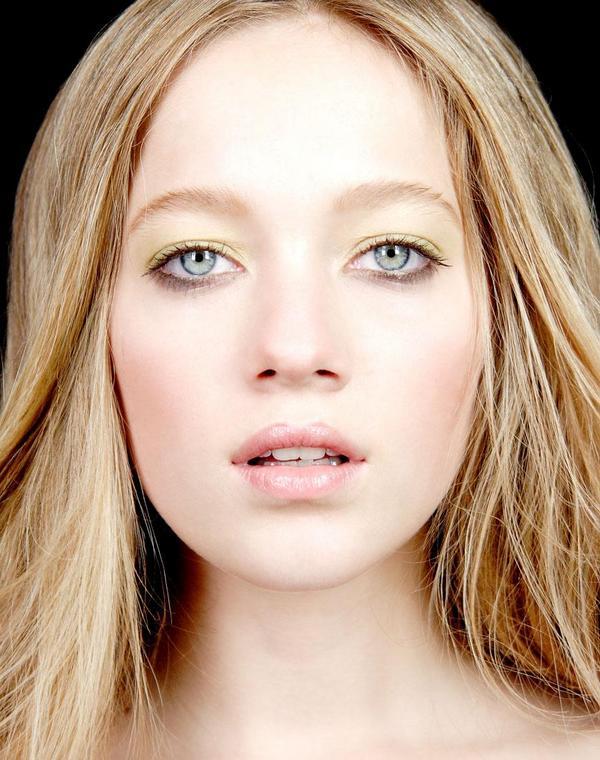 Picture of Zippora Seven