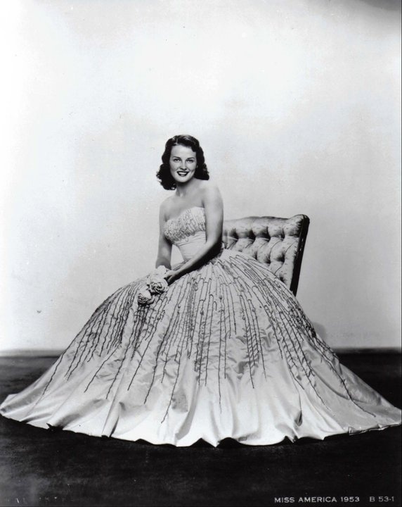 Neva Jane Langley image