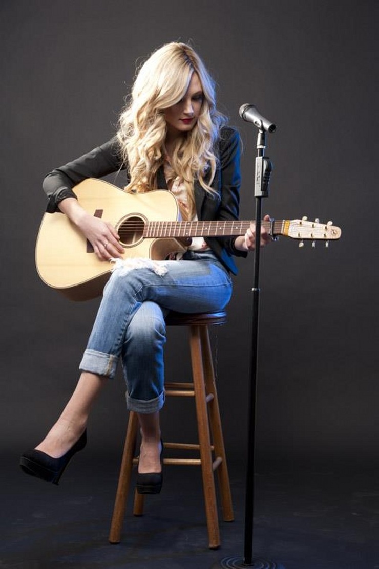 Image of Hunter Elizabeth