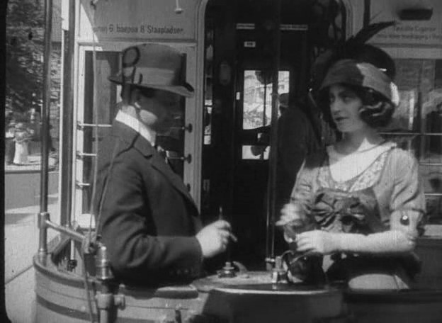 Picture of The Abyss (The Woman Always Pays)