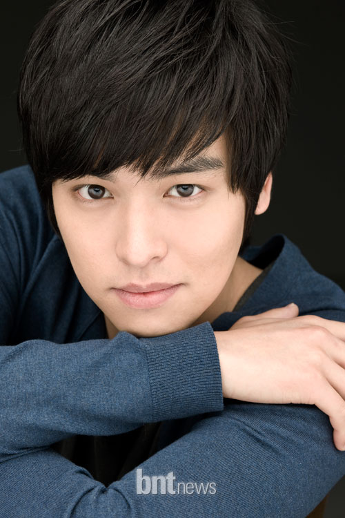 Picture of Lee Jang-woo