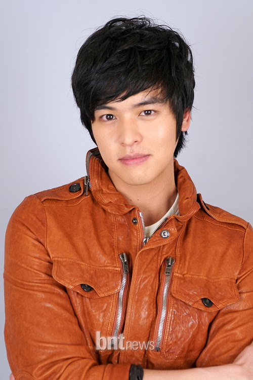 Picture of Lee Jang-woo