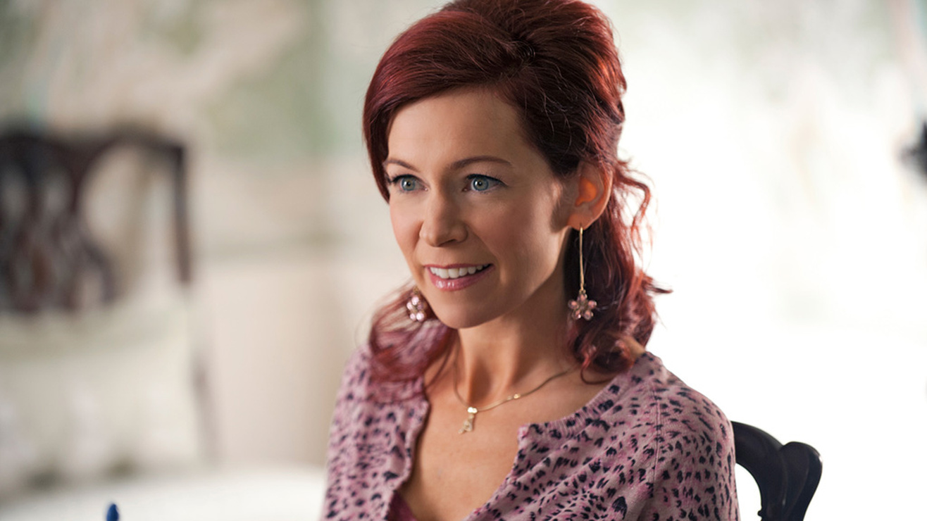 Carrie Preston as Arlene Fowler