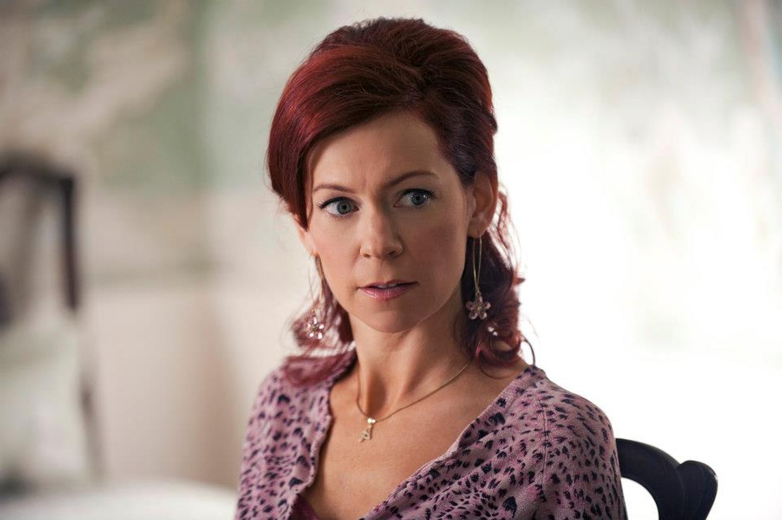 Carrie Preston as Arlene Fowler
