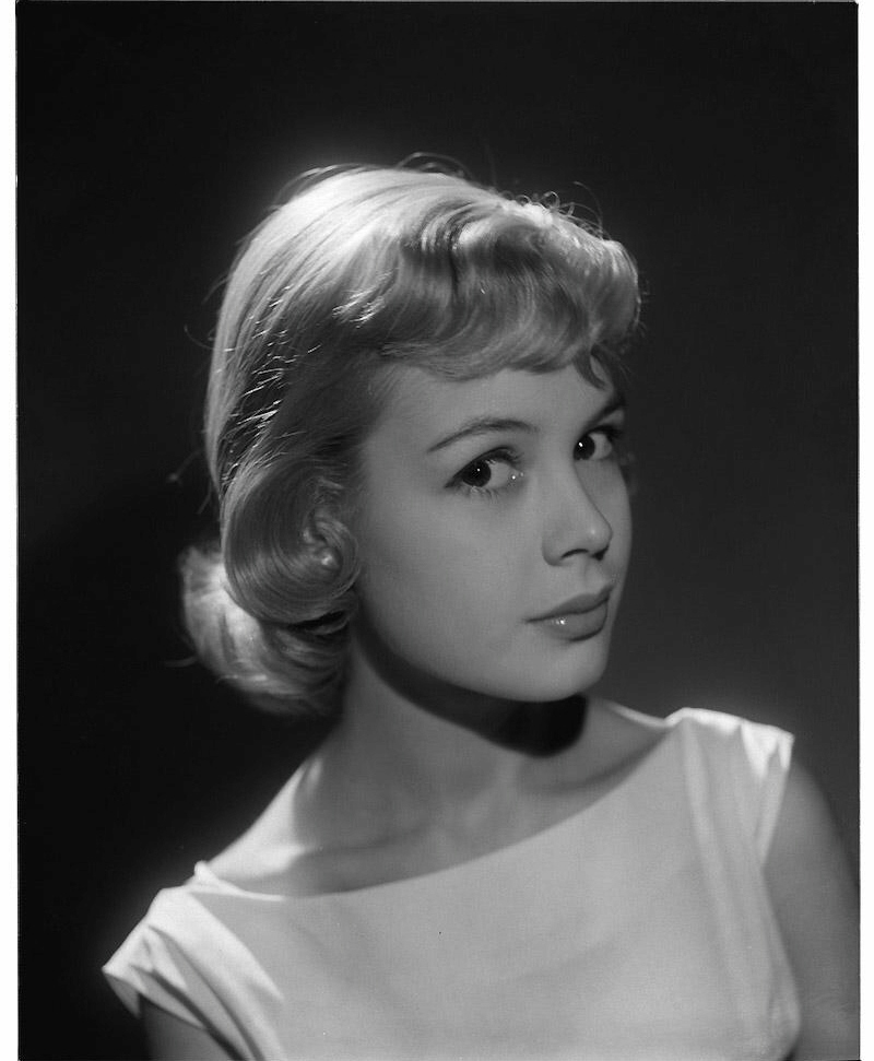 Sandra Dee picture