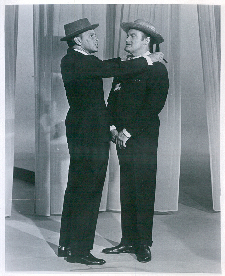 Frank Sinatra, Bob Hope