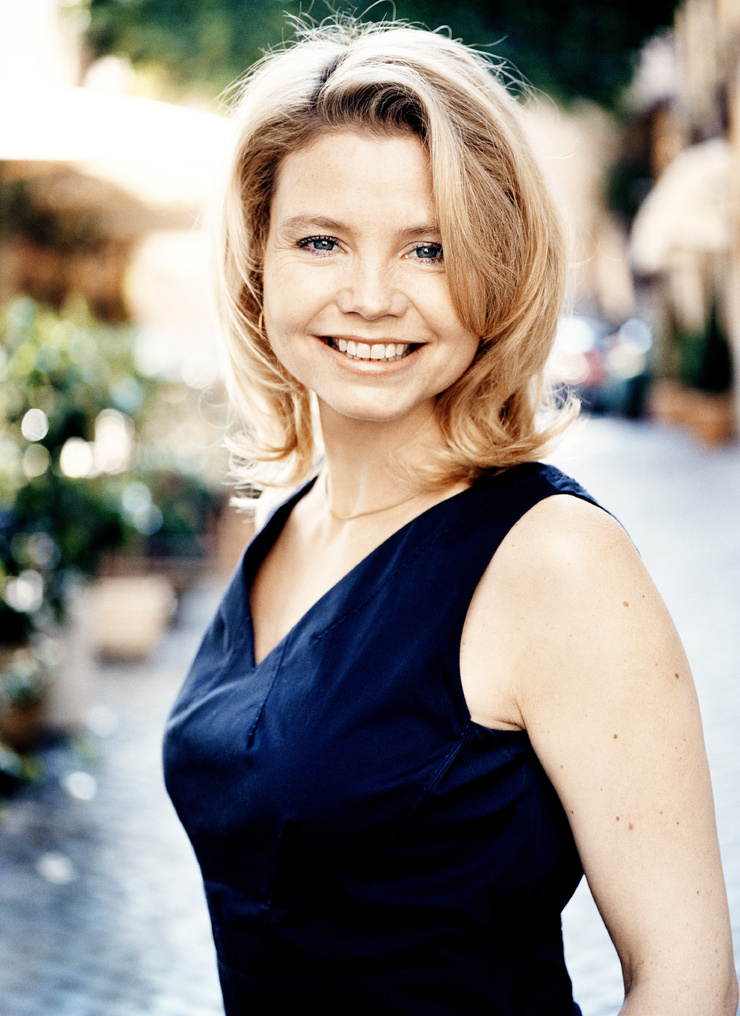 Picture of Annette Frier