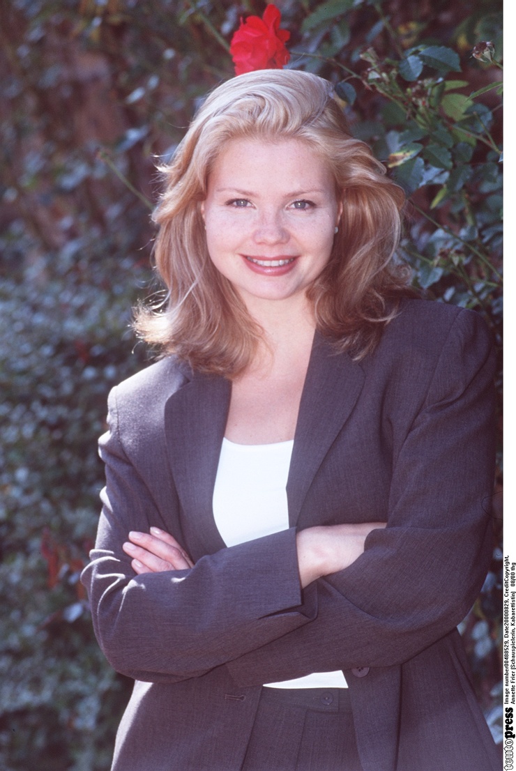 Annette Frier image