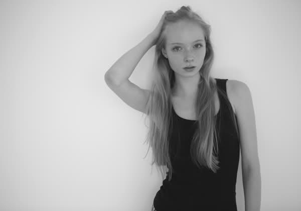 Picture of India Farrell