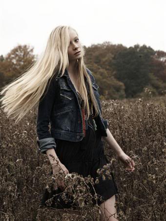 Picture of India Farrell