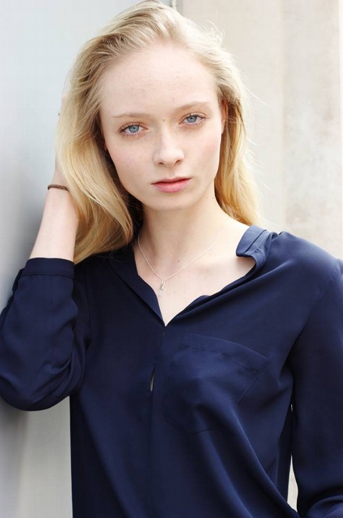 Picture of India Farrell