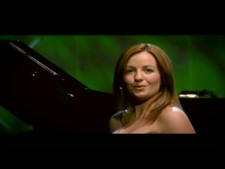Picture of Lisa Kelly
