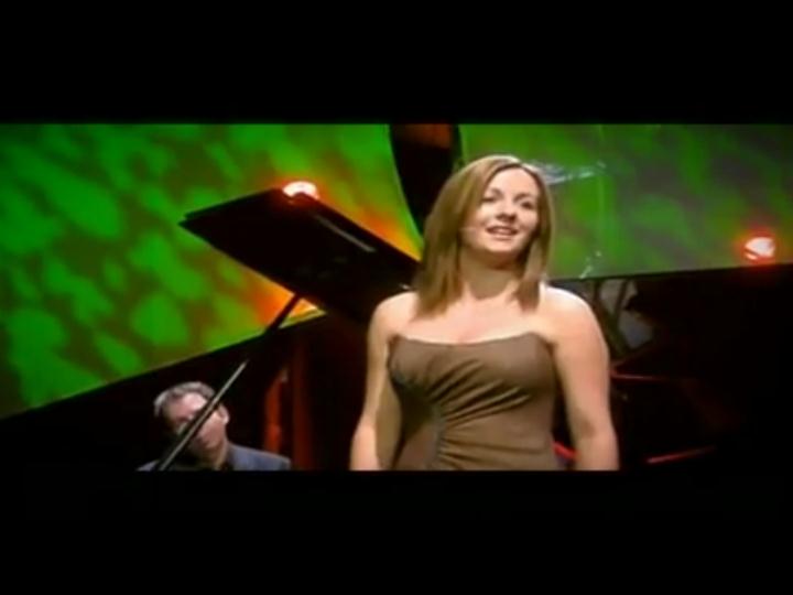 Picture of Lisa Kelly