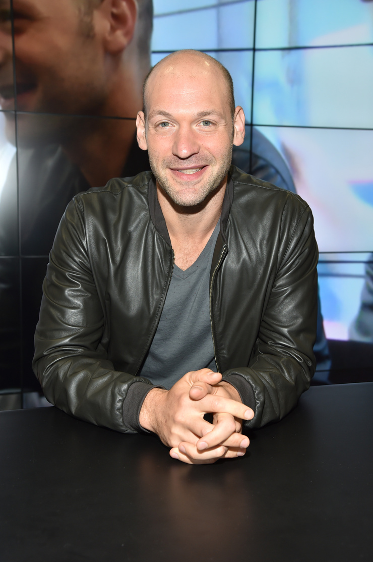 Picture of Corey Stoll