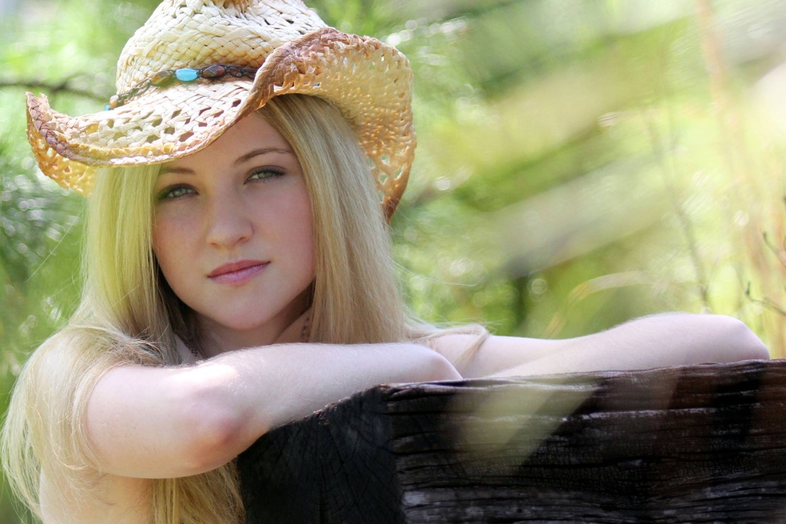 Picture Of Lexie Grace Carlson