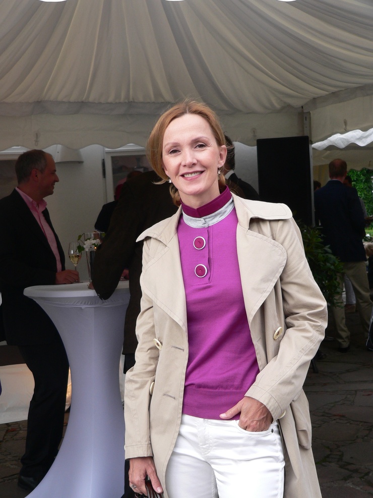 Katja Flint image
