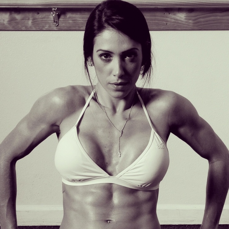 Bella Falconi picture