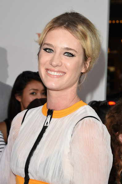 Picture of Mackenzie Davis