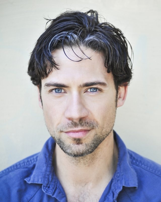 Picture of Adam Rayner