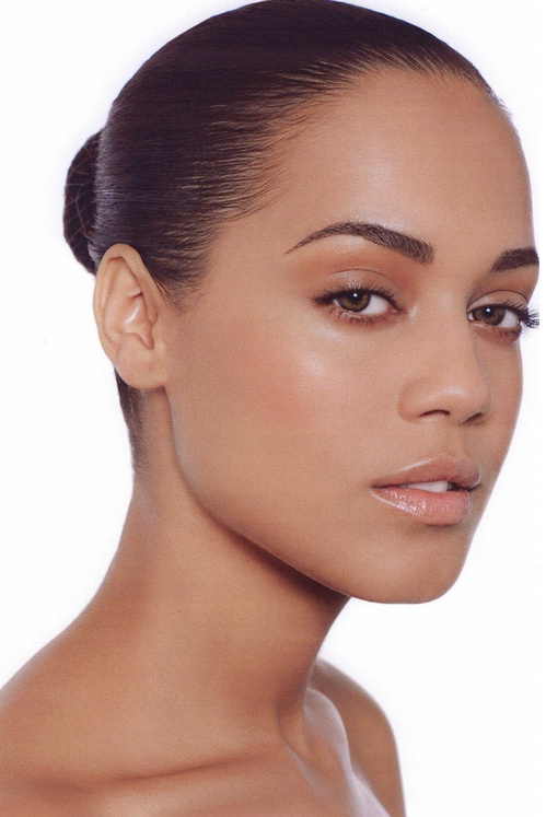 Image of Theany Cardoso