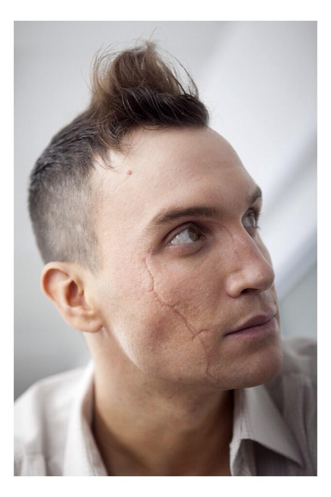 Picture of Ari Millen