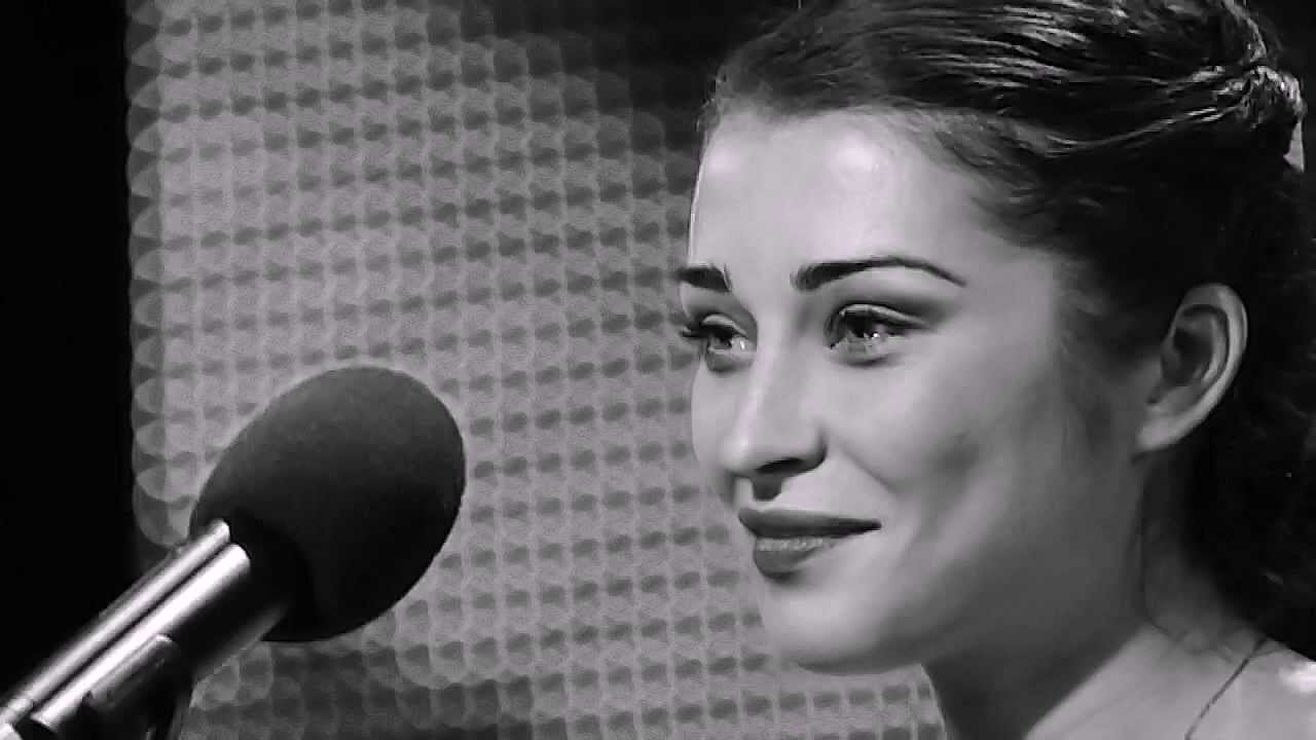 Picture of Alice Fredenham