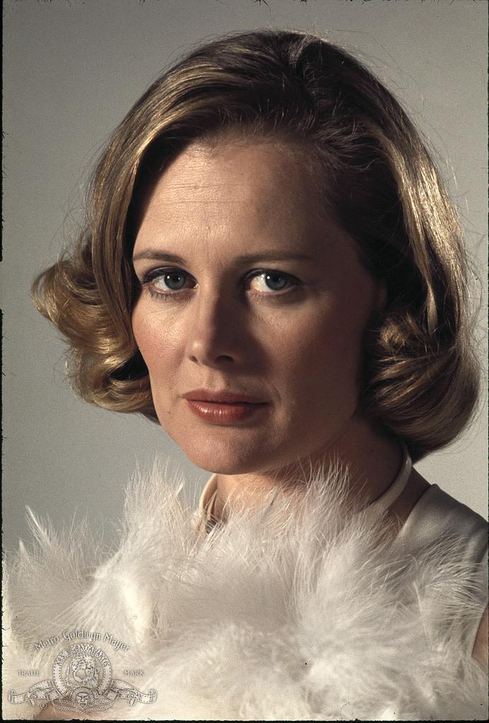 Picture of Shirley Knight