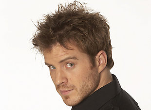 Picture of Robert Kazinsky