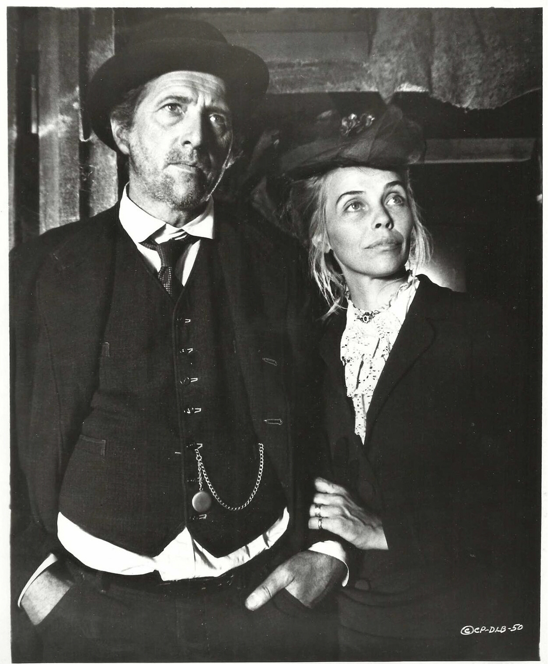 Willard Sage, Dran Hamilton