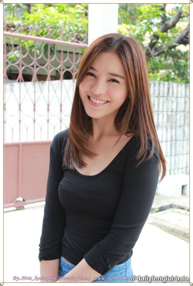 Aom Sucharat Manaying picture