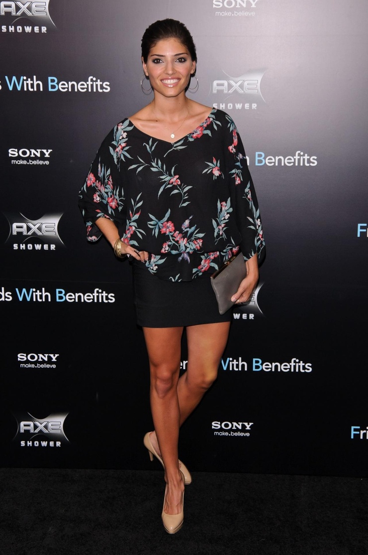 Picture of Amanda Setton