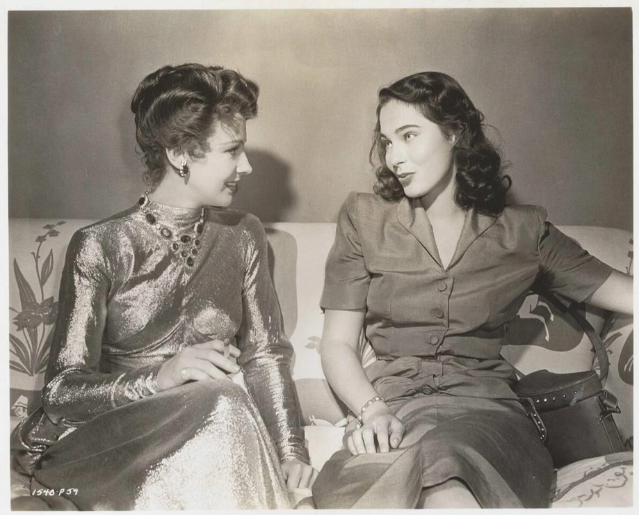 Signe Hasso, Märta Torén