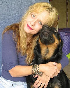 Picture of Linnea Quigley