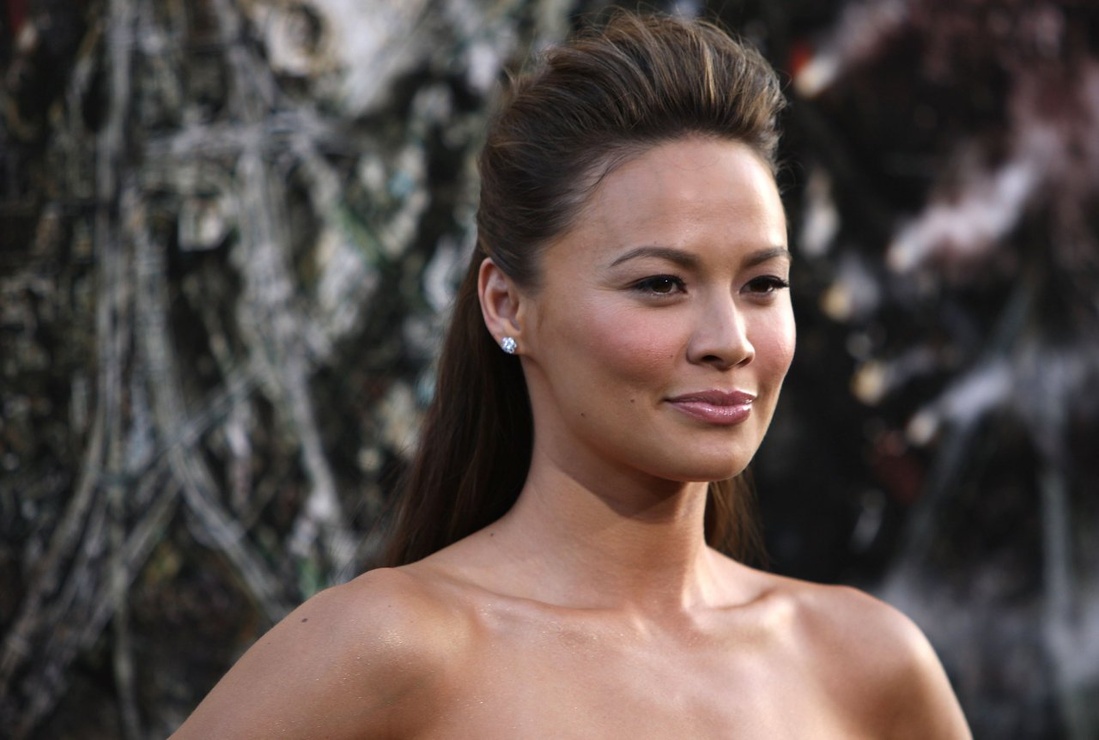Picture of Moon Bloodgood