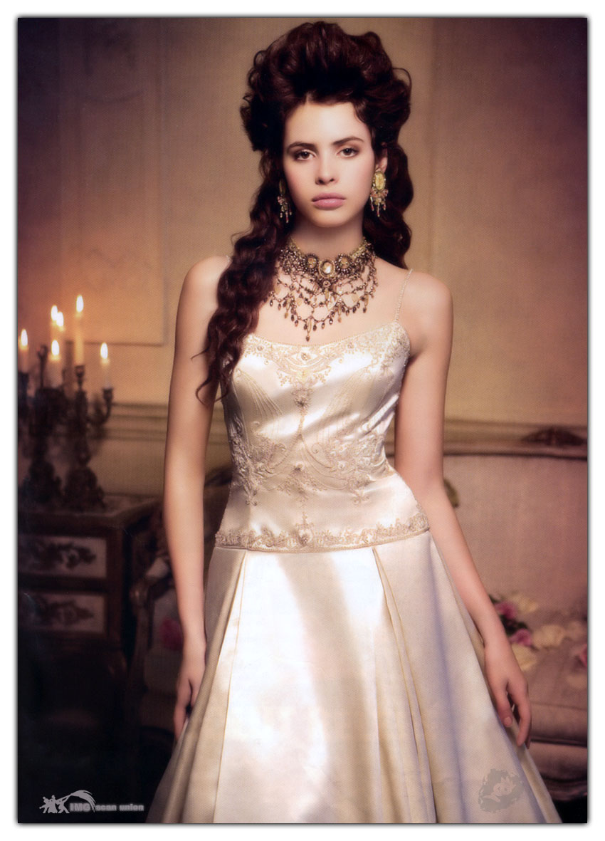 Charlotte Kemp Muhl picture