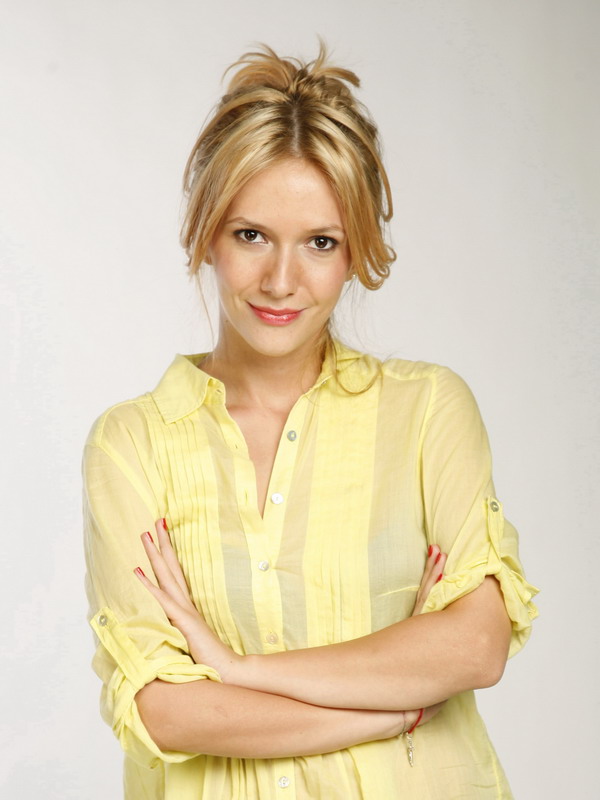 Picture of Adela Popescu