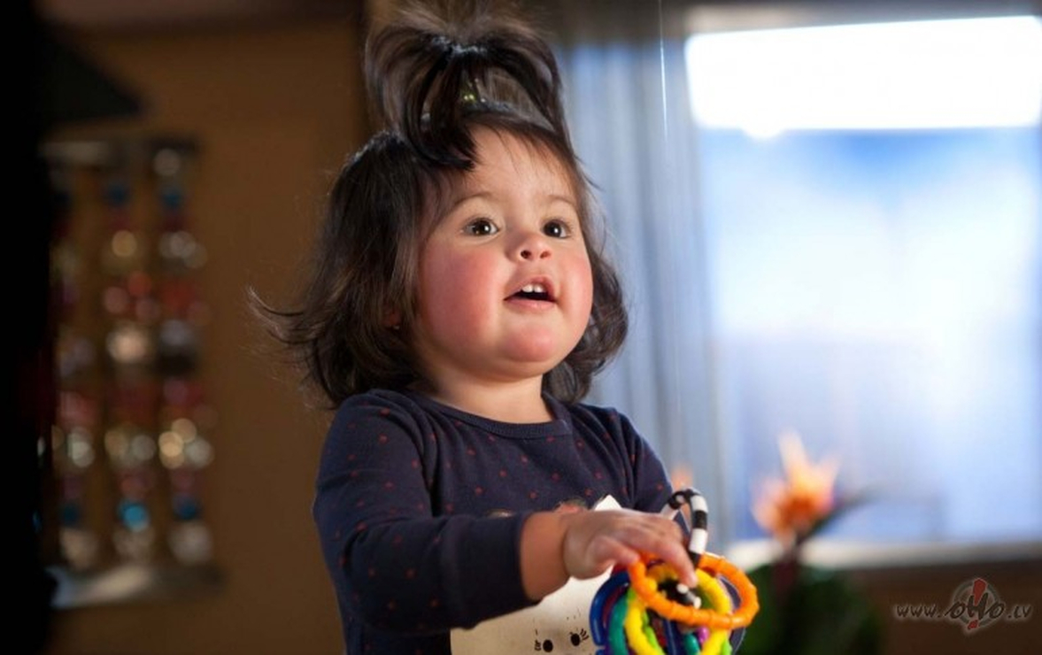 Genny Solorzano image