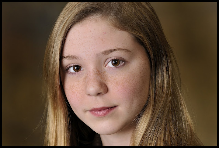 Cozi Zuehlsdorff image