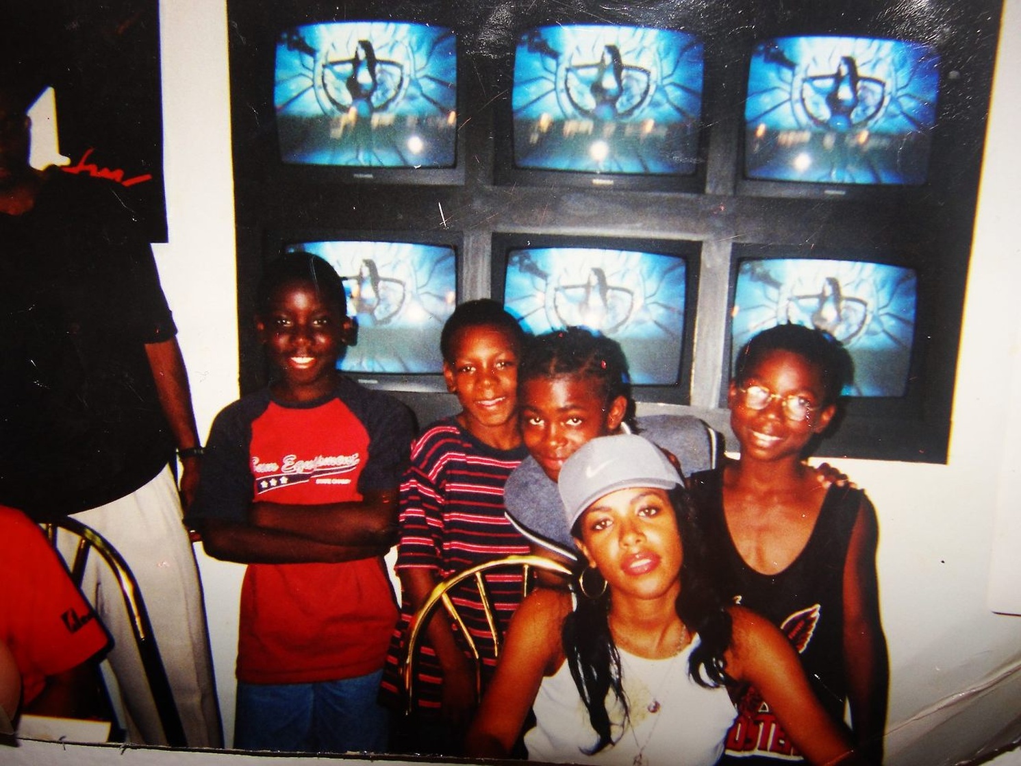 Aaliyah image