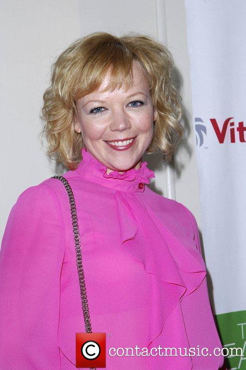 Emily Bergl picture