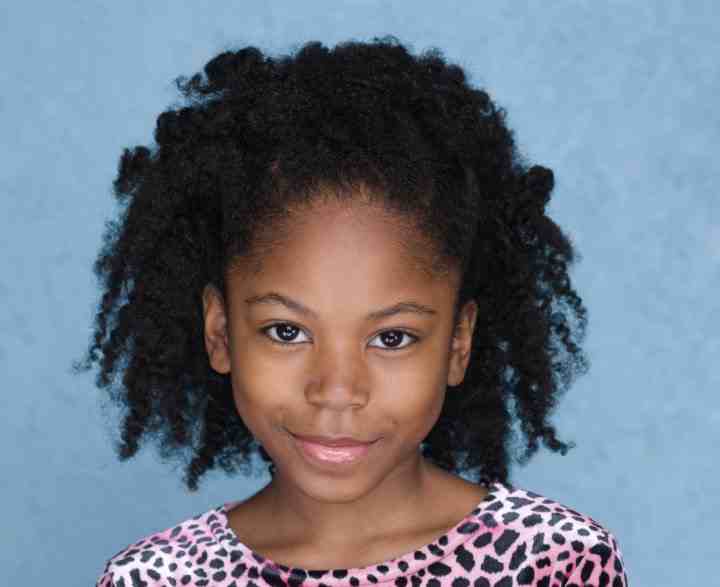 Riele Downs picture