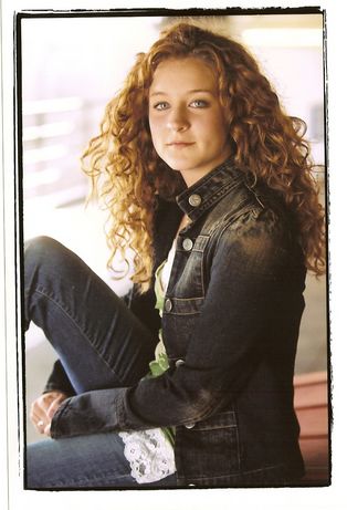 Picture of Hallee Hirsh