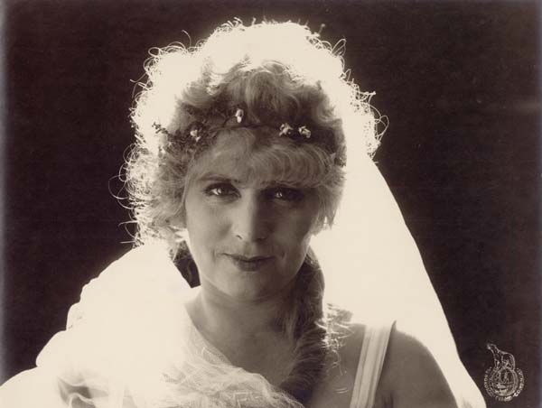 Picture of Clara Pontoppidan