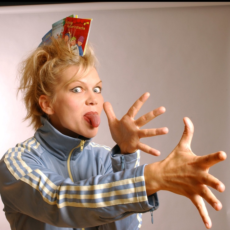 Anna Loos image