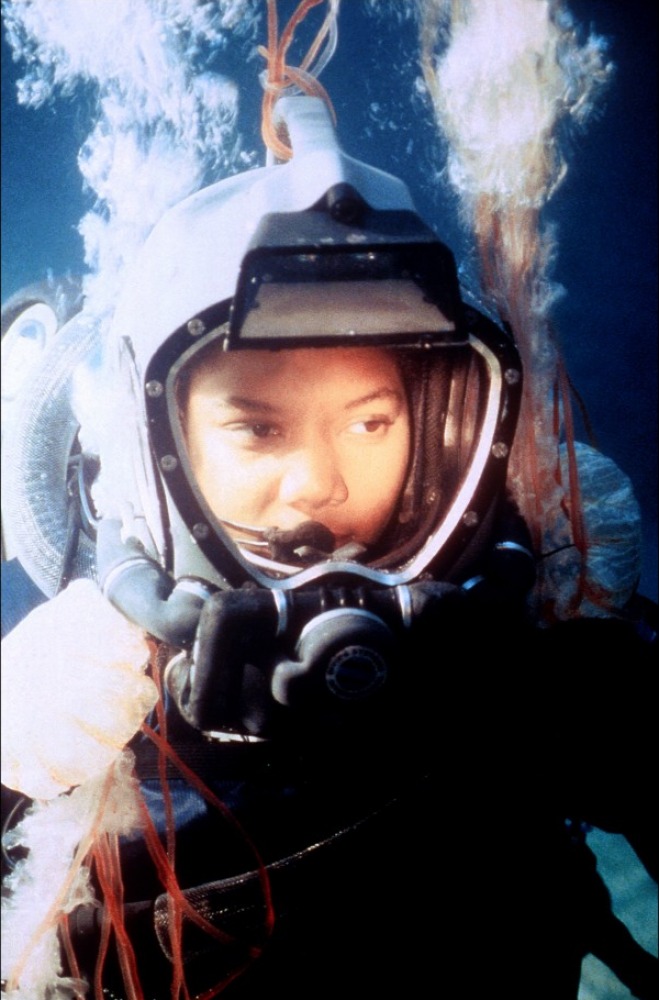 Picture of Sphere (1998)