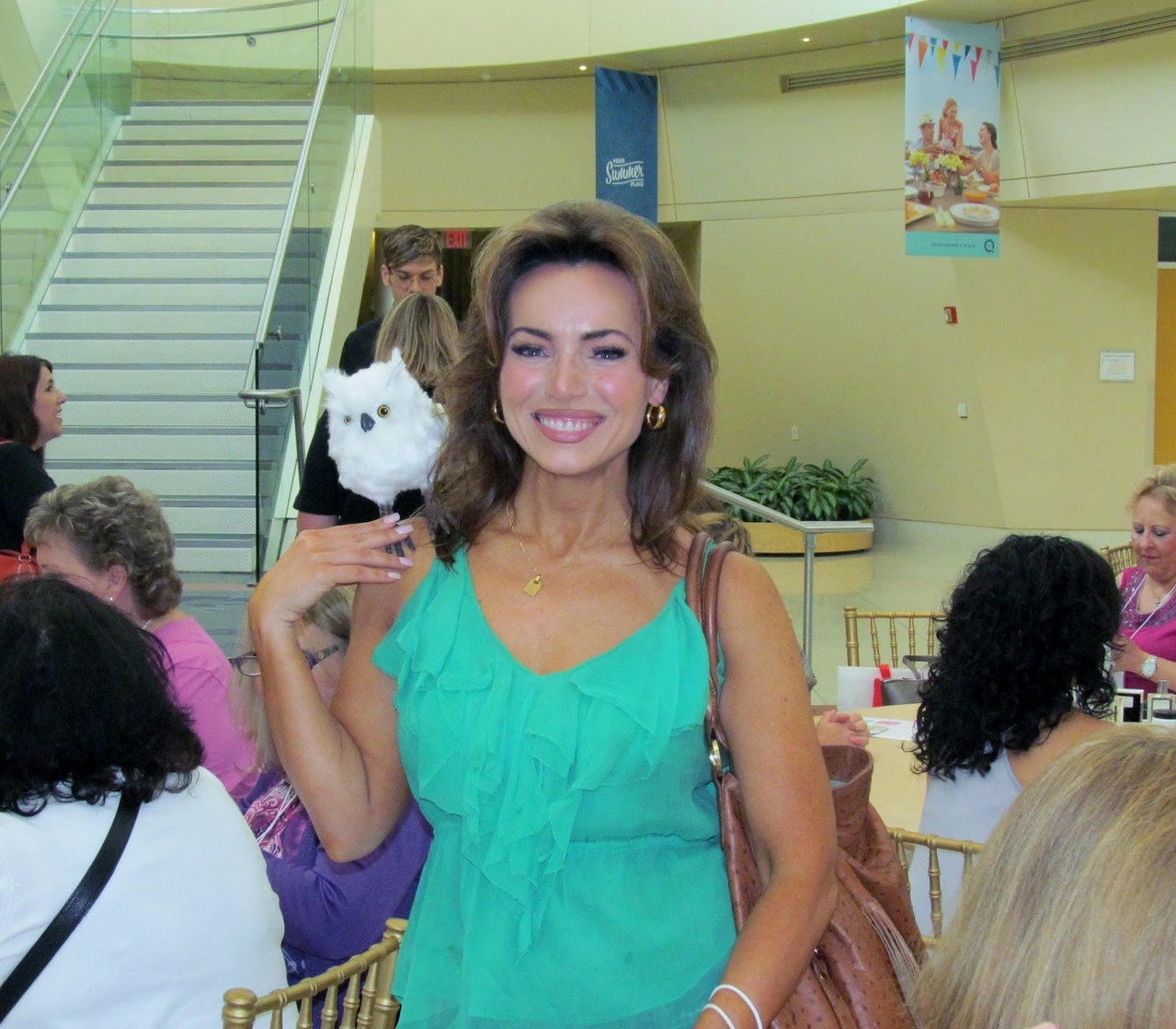 Picture of Lisa Robertson