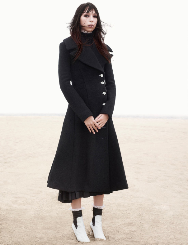 Picture of Issa Lish