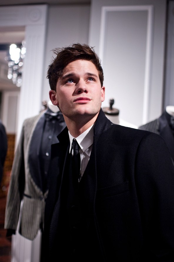 Picture of Jeremy Irvine