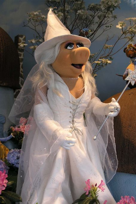 The Muppets' Wizard of Oz image