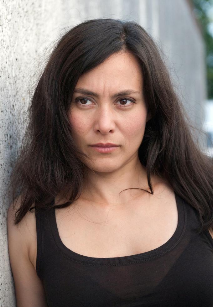Idil Üner picture